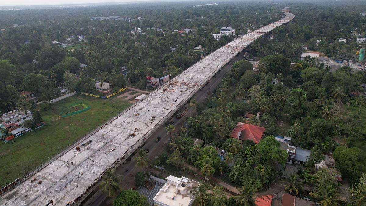 Kerala’s Longest Elevated Highway Under Construction on Aroor